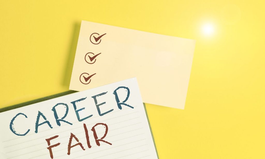 How To Prepare For A Successful Career Fair Experience