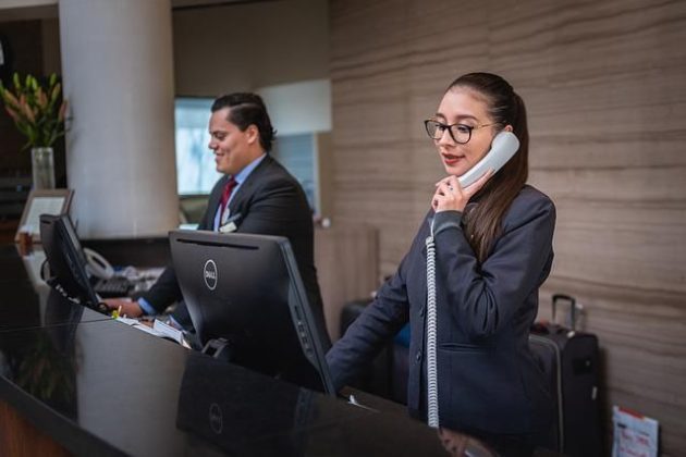 How to become a receptionist: Career path and skills requirement